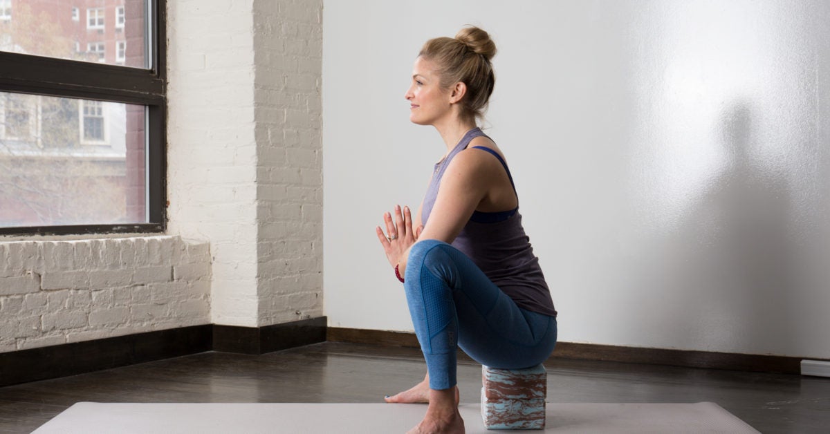 Prenatal Yoga: 12 Soothing Poses for Pregnant Women