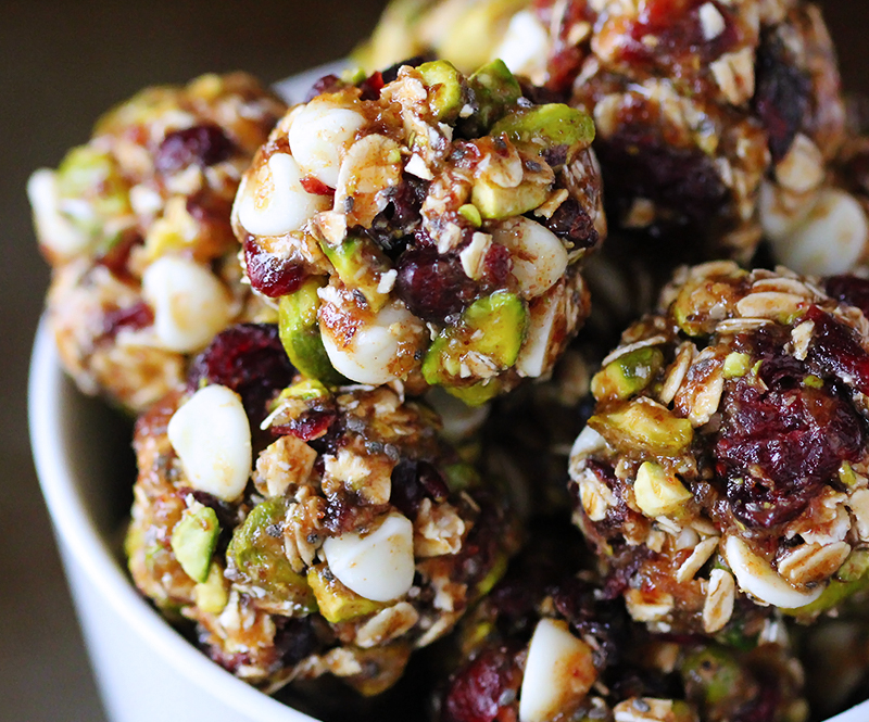 21 Energy Boosting Snacks You Can Take Anywhere