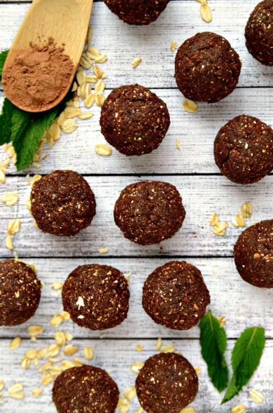 33 Energy Balls Recipes That Make Delicious Grab-and-Go Snacks