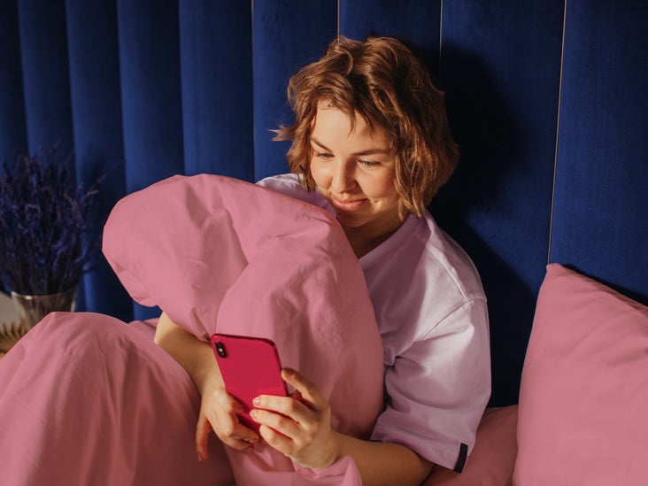 20 Virtual Dating Plans You Can Actually Make in Self-Isolation