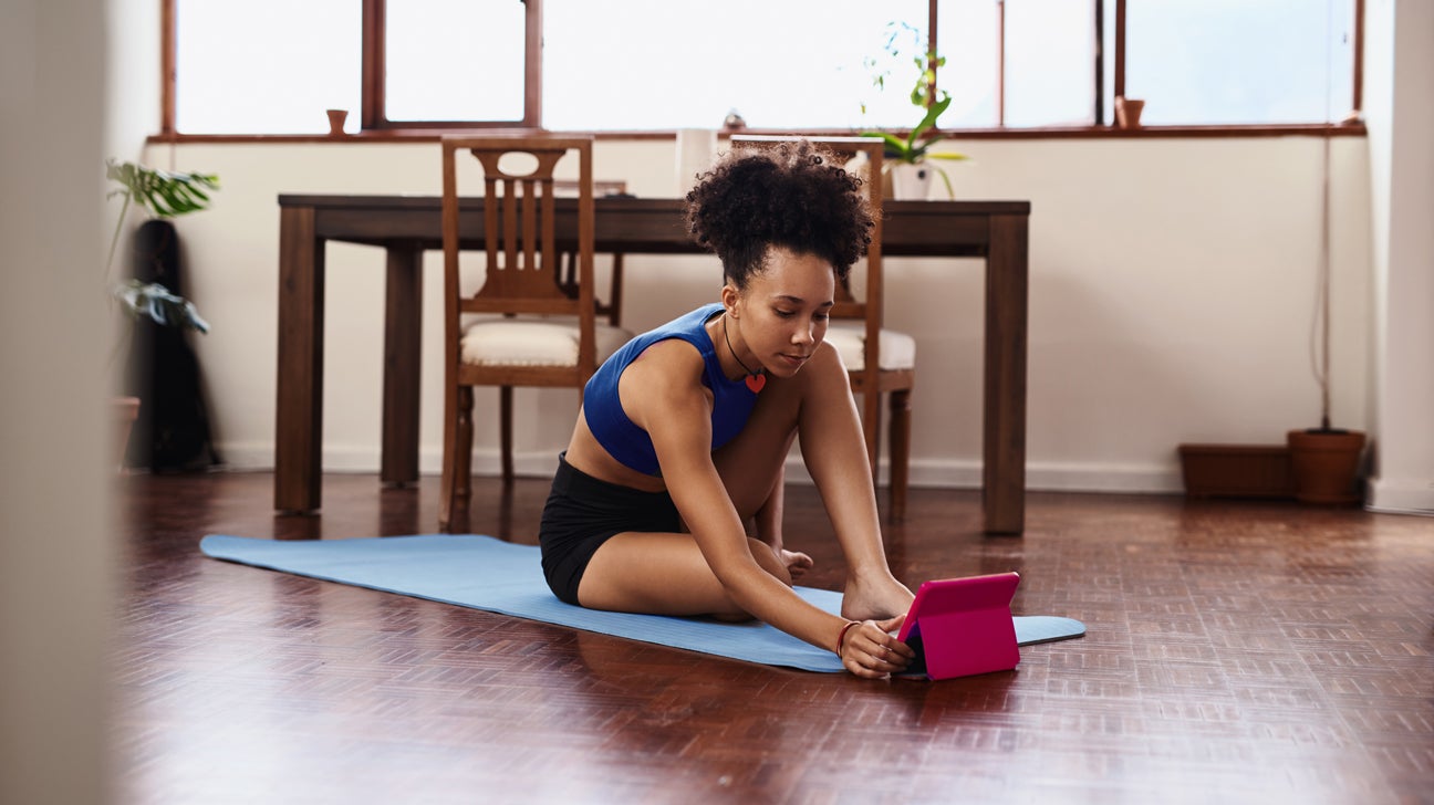 Superman Exercise: How to Do It, Benefits, Modifications