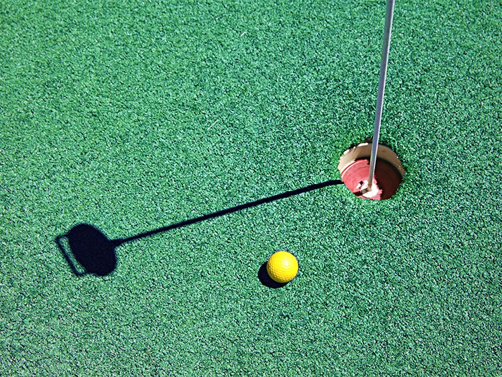 Golf Stretches: 13 Exercises and How They Help