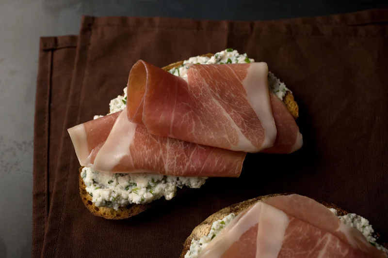 Herbed Ricotta Spread