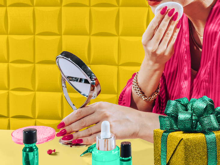 The 18 Best Beauty Gifts 2021: Skin Care, Makeup, and More