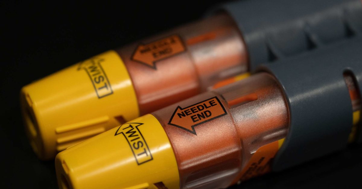Epinephrine injection: What it is, uses, and how-to guide