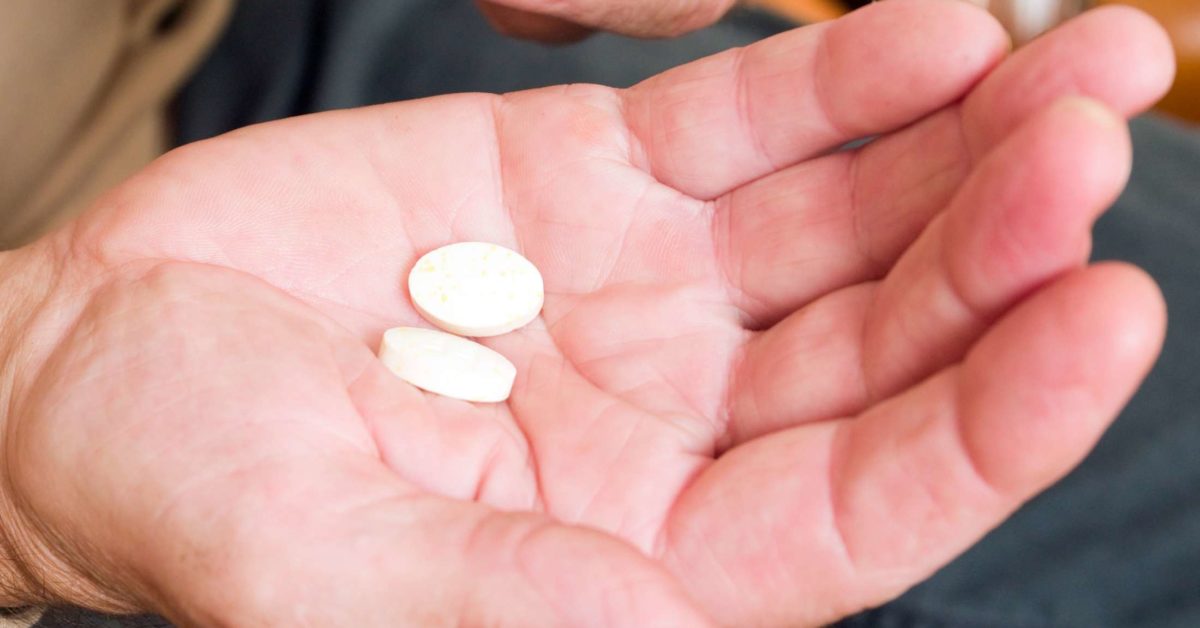 Caffeine pills: Uses, side effects, risks, and dosage