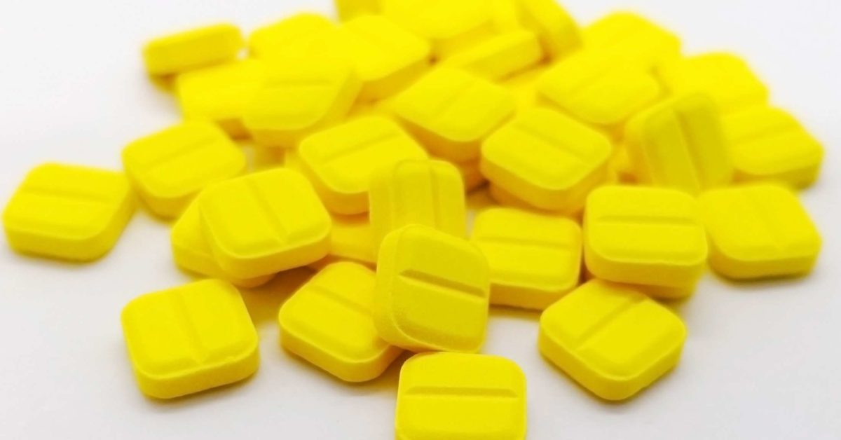 Dexamethasone: Side effects, dosage, uses, and more